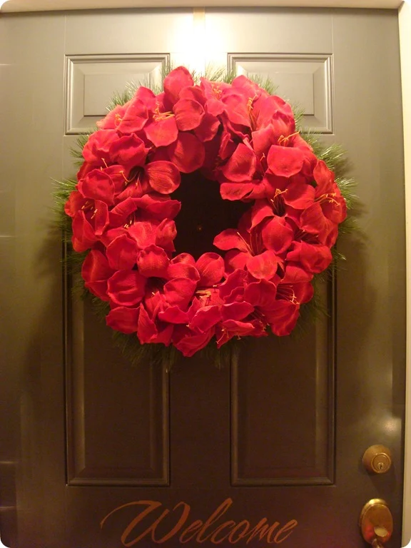 Our holiday porch with garland | Thrifty Decor Chick | Thrifty DIY ...